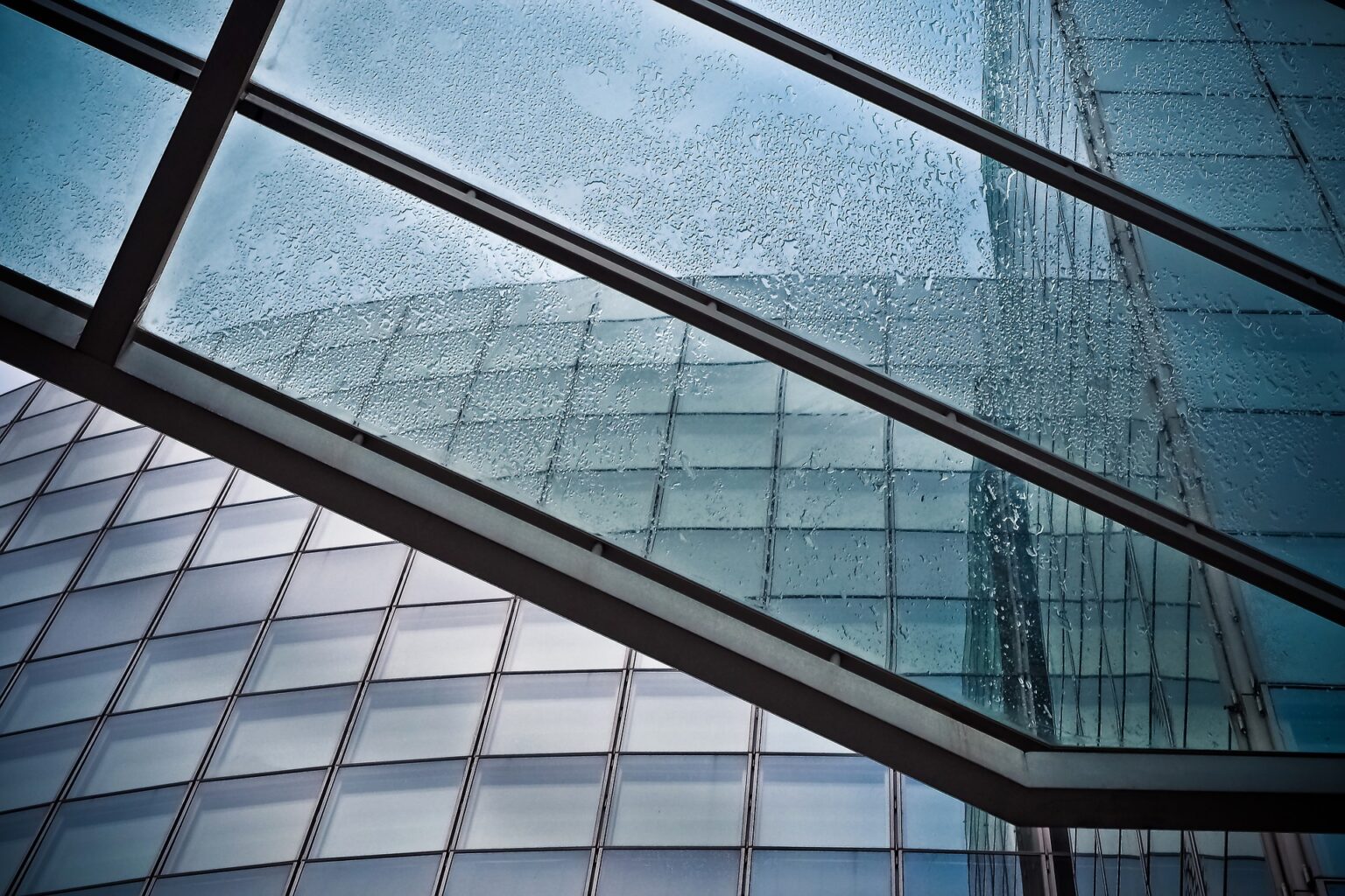 Benefits of Houston Commercial Glass Canopies | Houston Glass